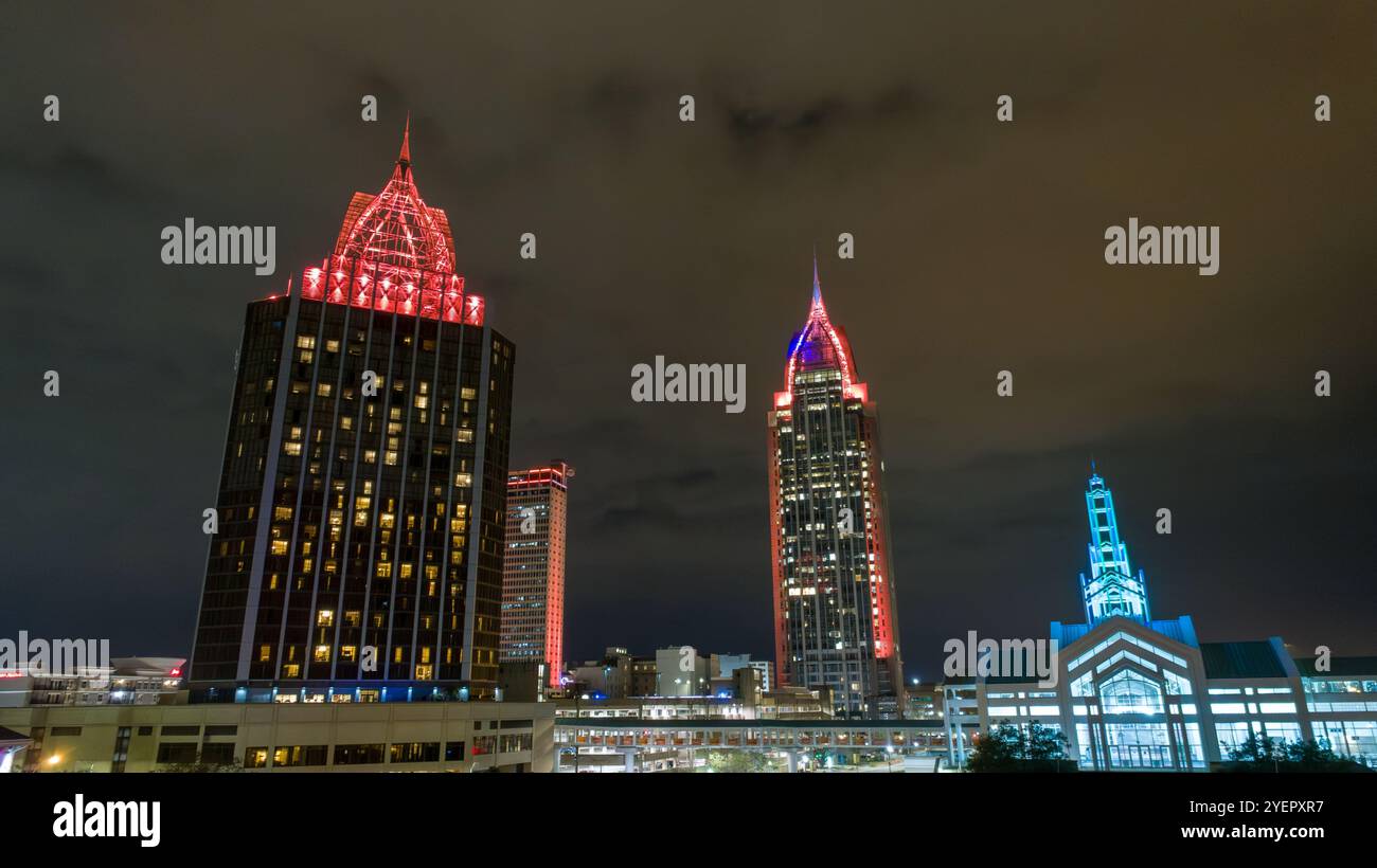 Downtown mobile alabama al drone hi-res stock photography and images ...