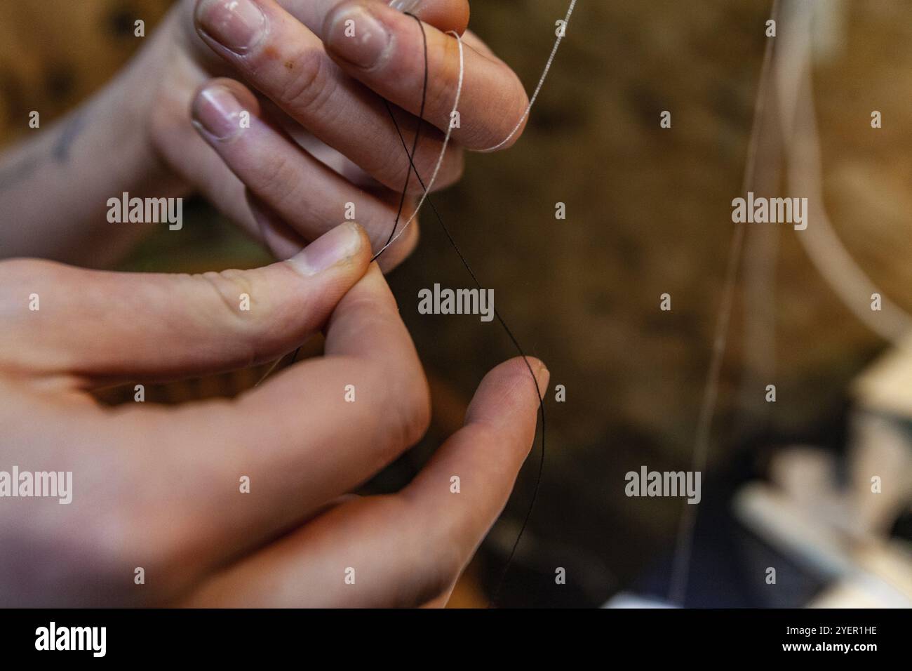 Hand ties hi-res stock photography and images - Alamy