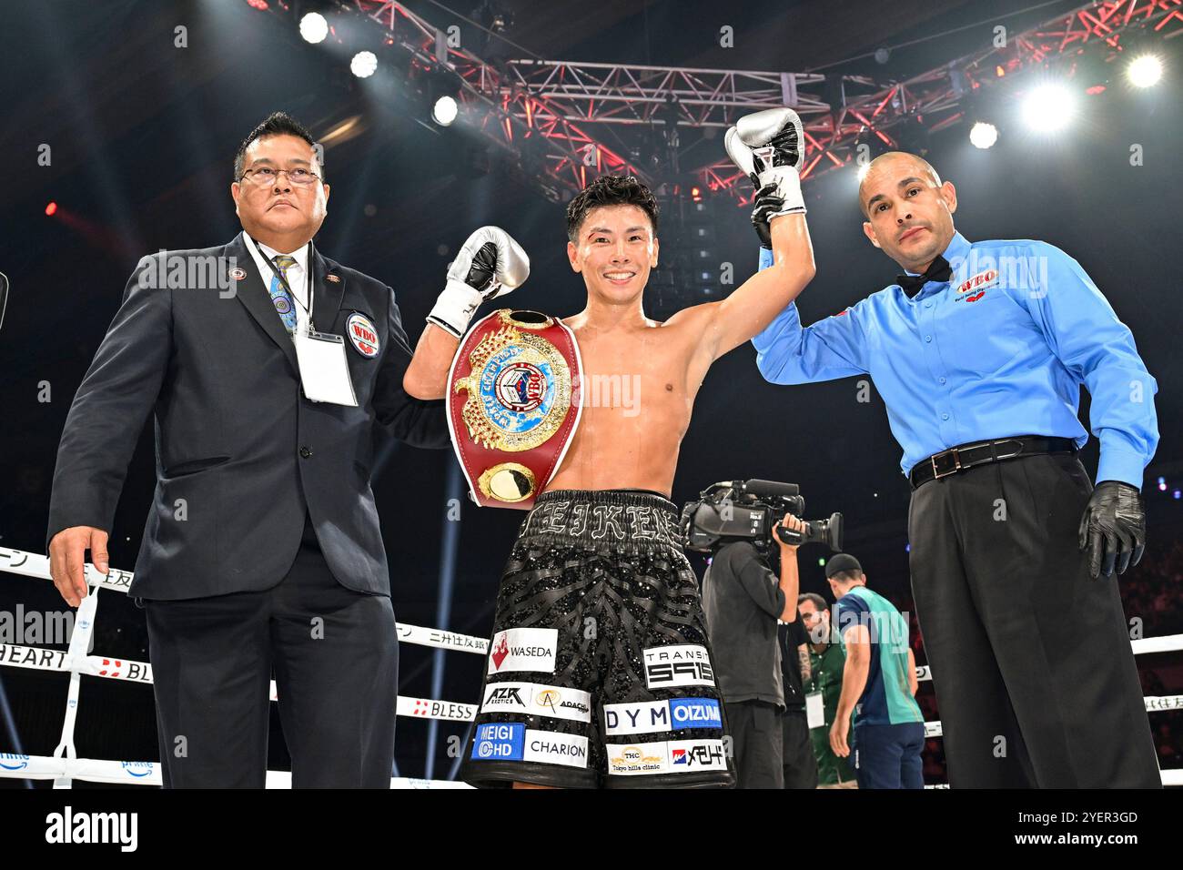 Tokyo, Japan. 13th Oct, 2024. Japan's Shokichi Iwata, center ...