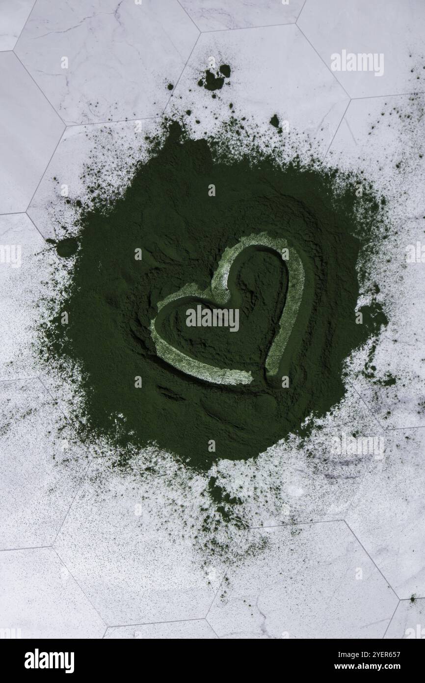 Heart on Blue-green algae Chlorella and spirulina powder. Super powder ...