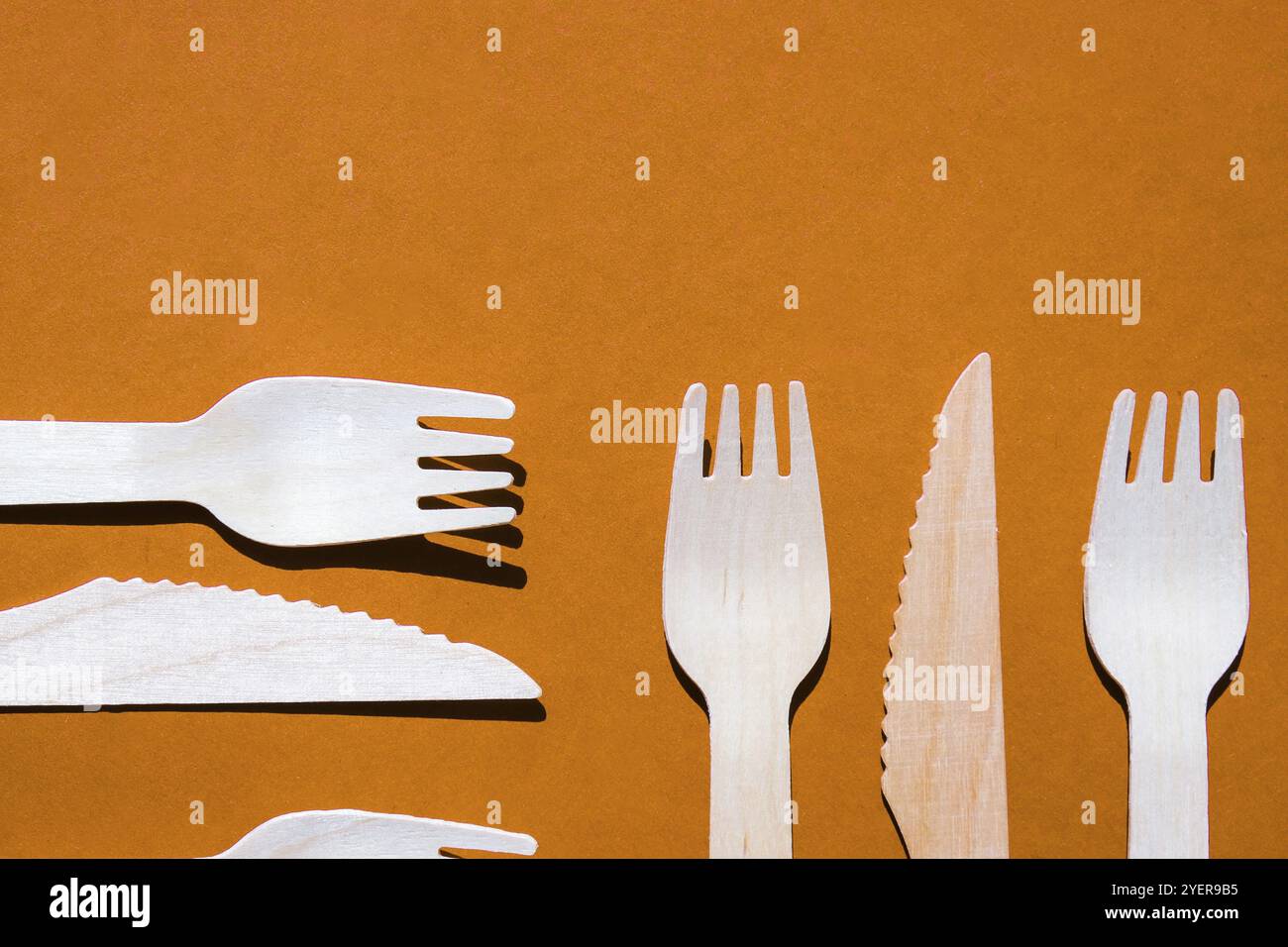 Eco friendly fast food containers. Wooden forks and knives. Eco ...