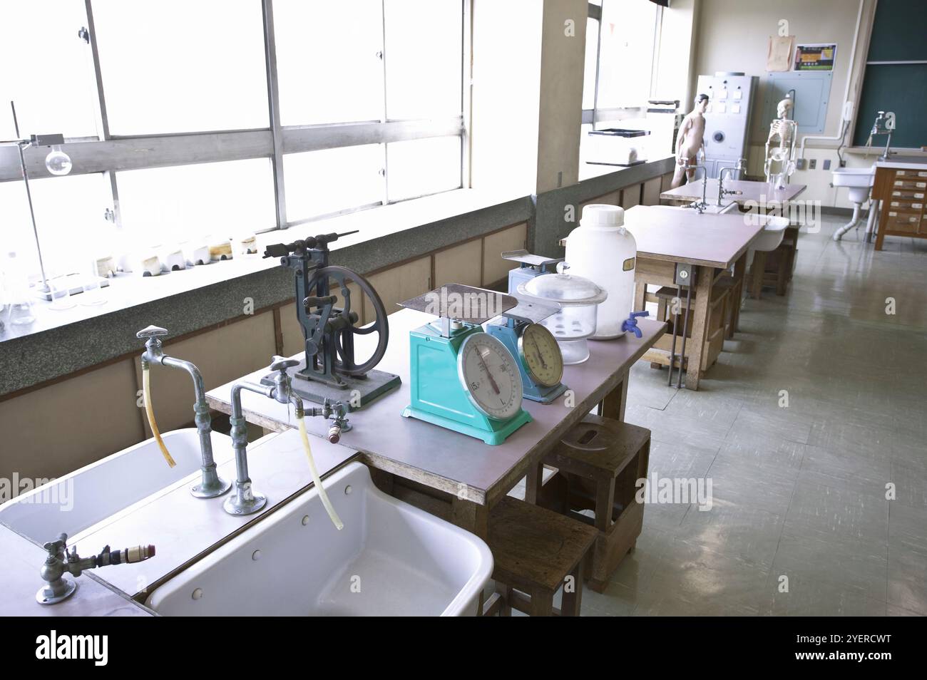 Chemistry room hi-res stock photography and images - Alamy