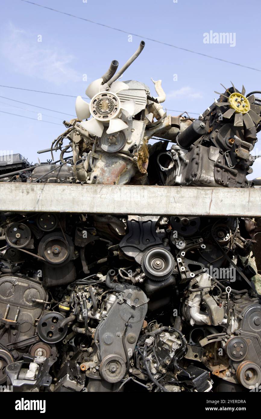 Dismantling parts hi-res stock photography and images - Alamy