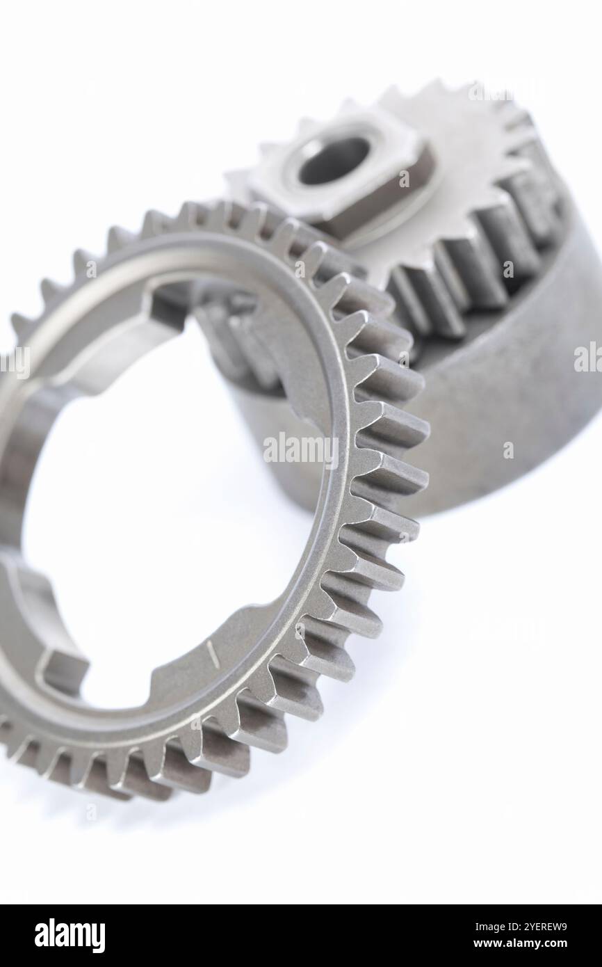 Gears in an automobile part Stock Photo - Alamy