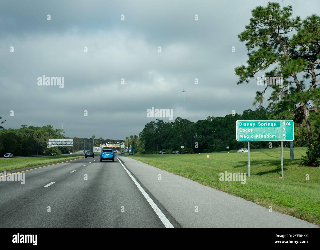 Cars on the road disney hi-res stock photography and images - Alamy