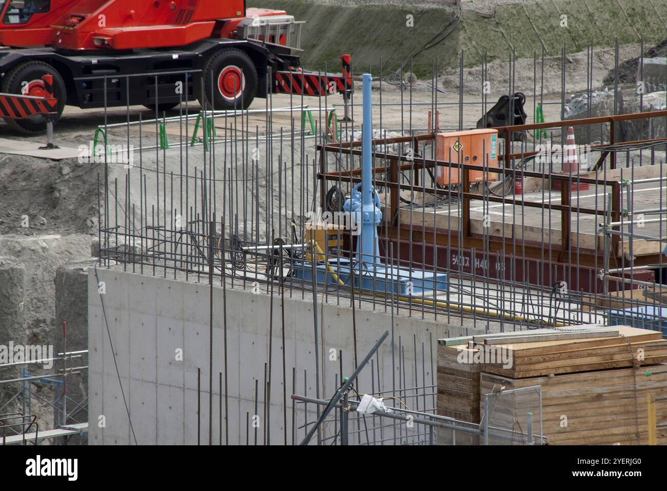 Rebar foundations hi-res stock photography and images - Alamy