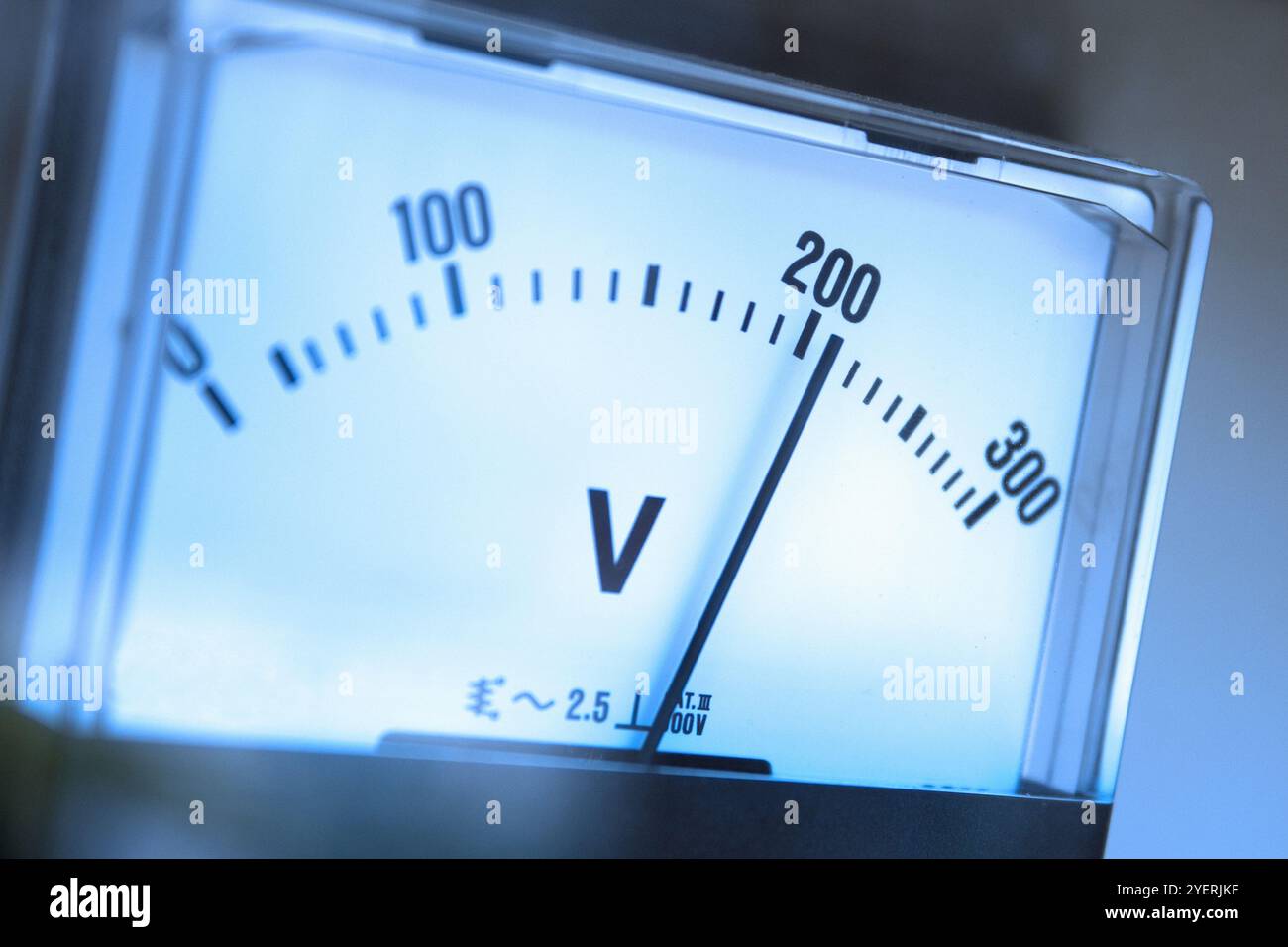 Voltmeter hi-res stock photography and images - Alamy