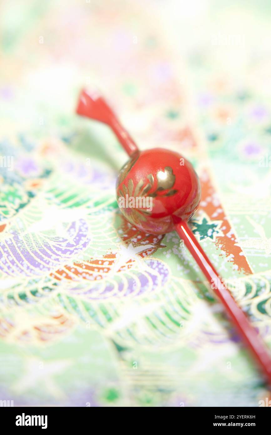 Kanzashi and Japanese paper Stock Photo - Alamy
