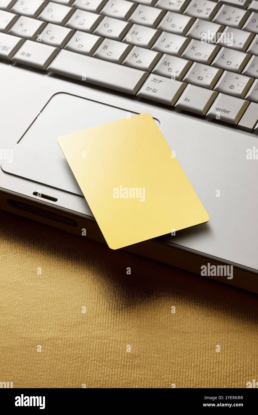 Gold card hi-res stock photography and images - Alamy