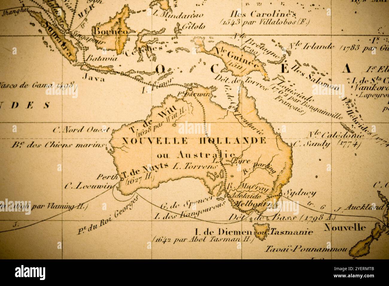 Ancient french maps hi-res stock photography and images - Alamy