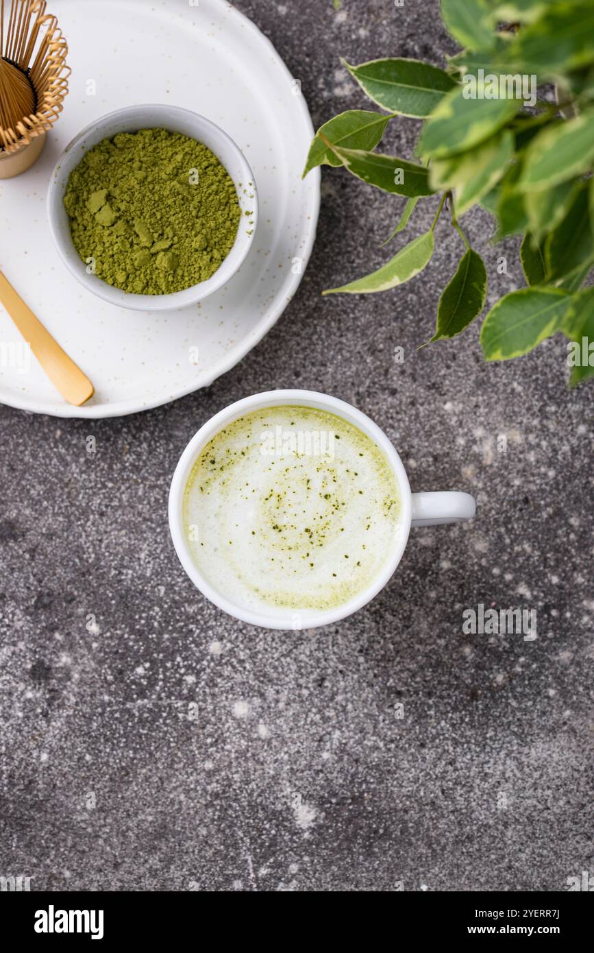 Green healthy matcha latte drink Stock Photo - Alamy