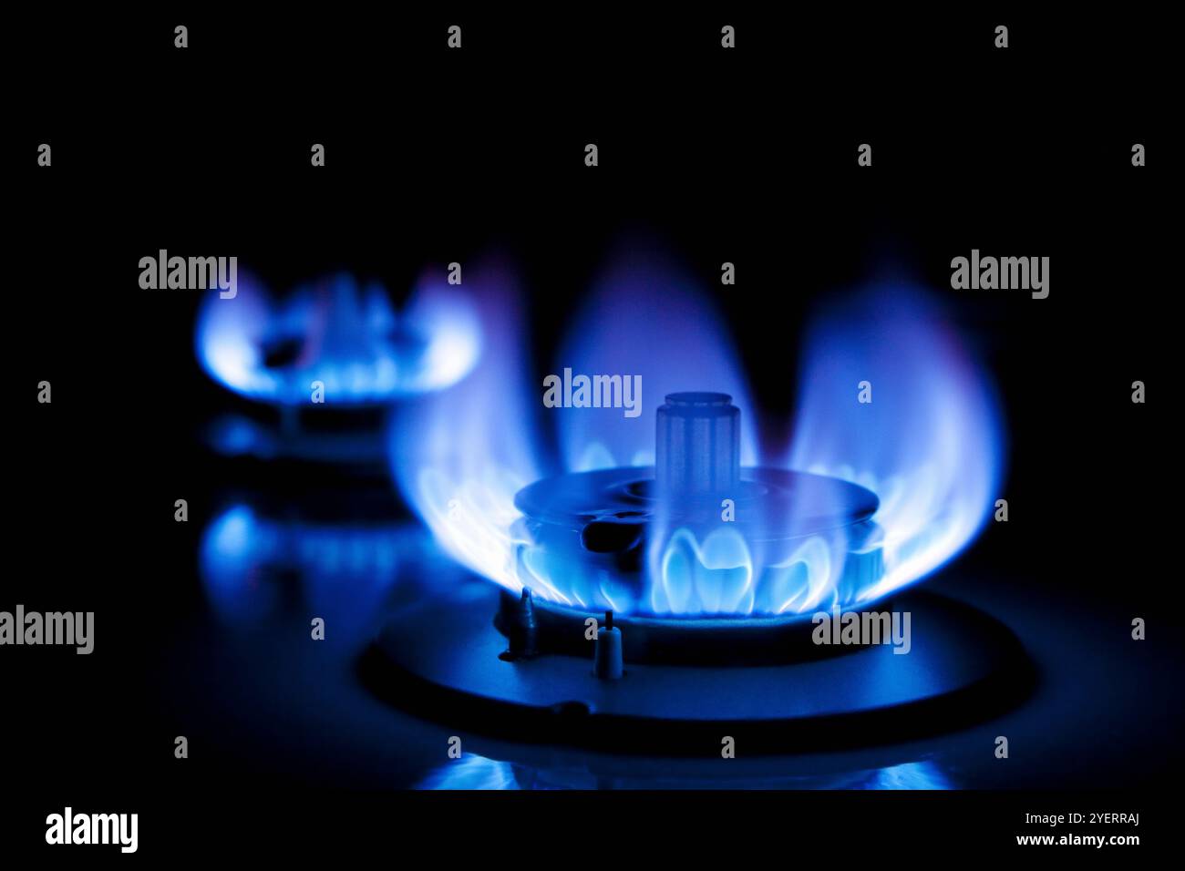 Blue gas range hi-res stock photography and images - Alamy