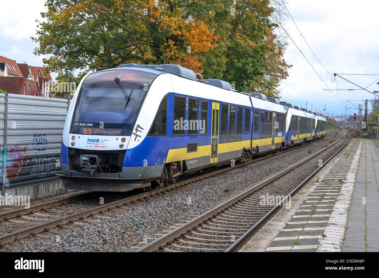 Eisenbahnverkehr am Bahnhof / Haltepunkt Osnabrück Altstadt ...
