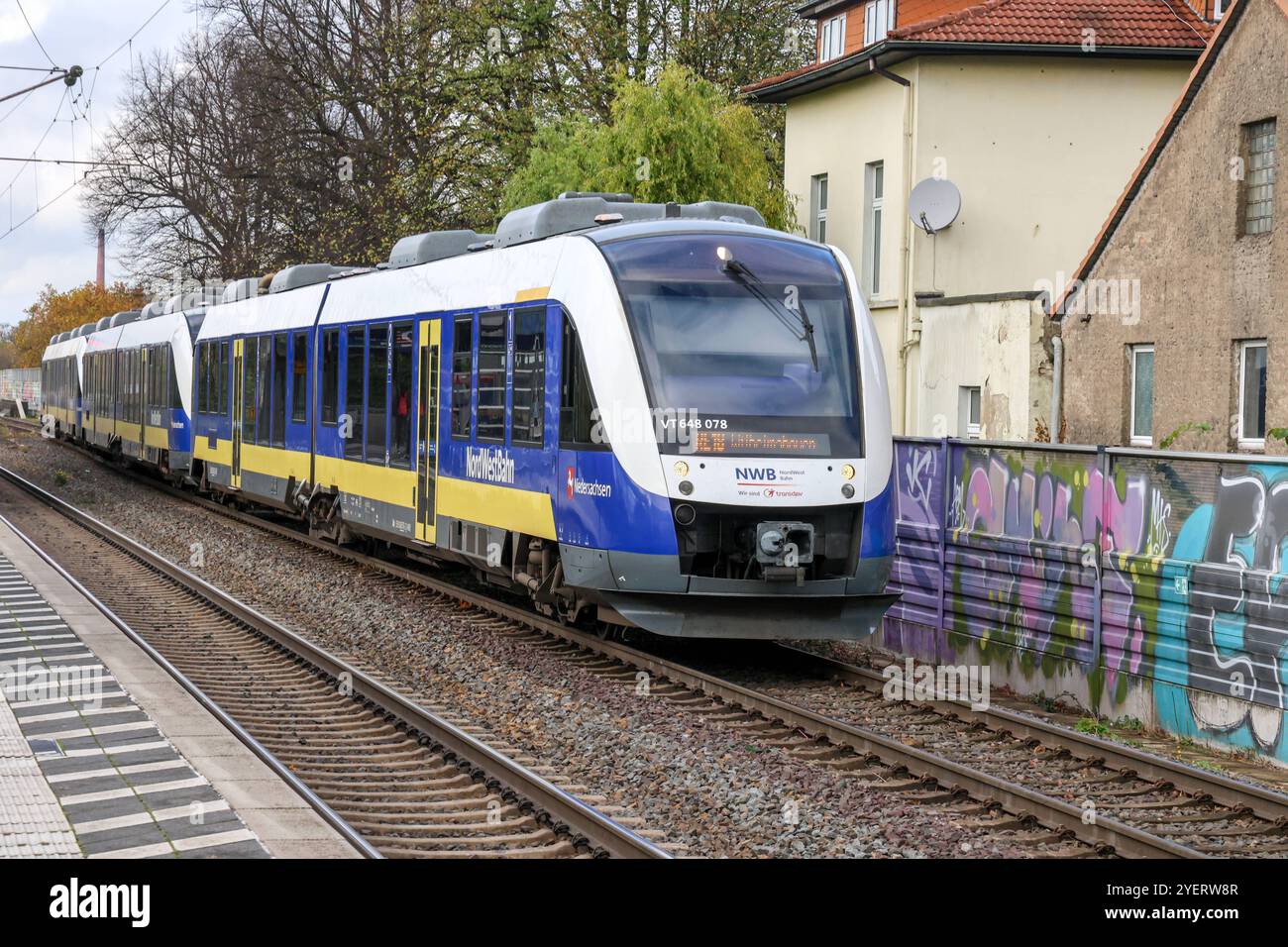 Eisenbahnverkehr am Bahnhof / Haltepunkt Osnabrück Altstadt ...