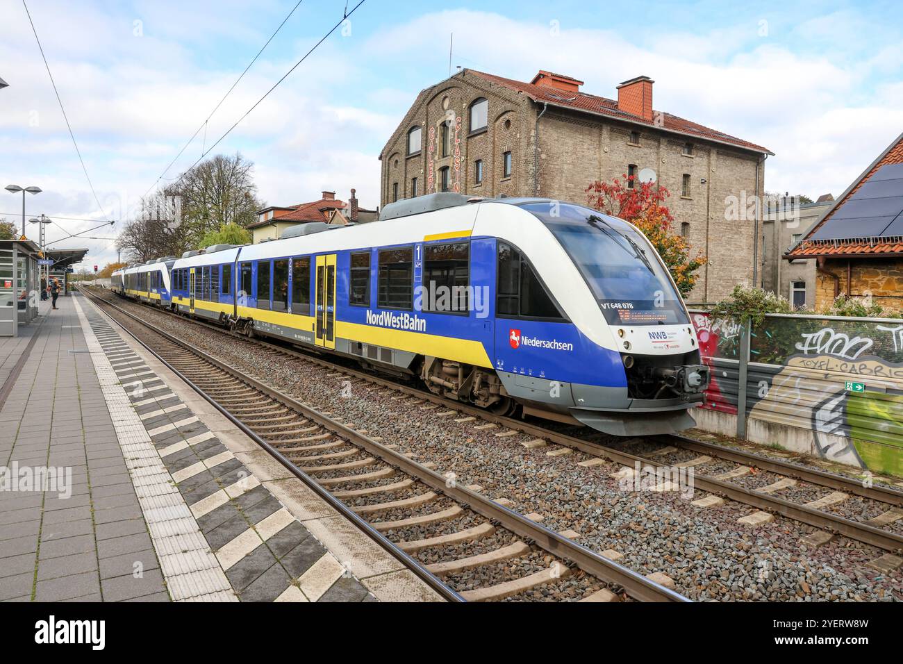 Eisenbahnverkehr am Bahnhof / Haltepunkt Osnabrück Altstadt ...
