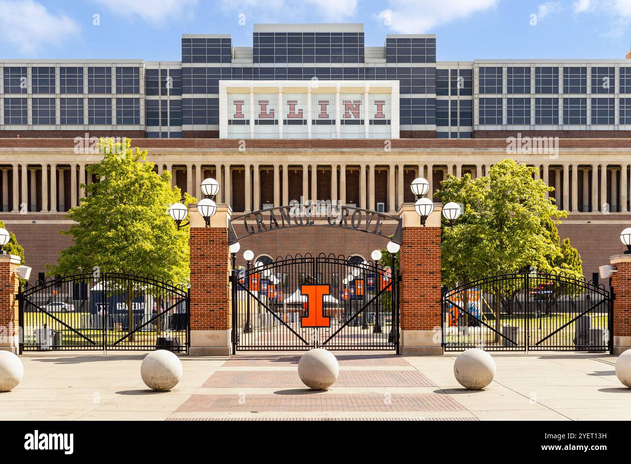 University of Illinois Memorial Stadium is home to the NCAA Fighting ...