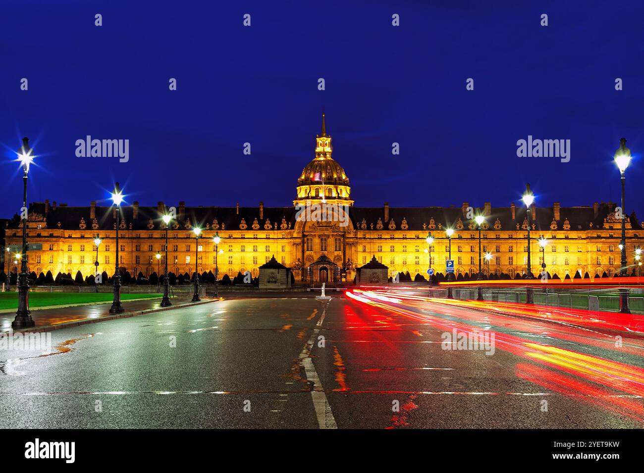 Twilight hotel les invalides hi-res stock photography and images - Alamy