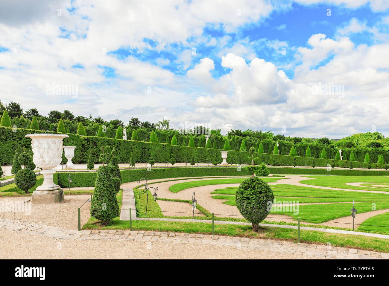 Versailles palace garden overview hi-res stock photography and images ...