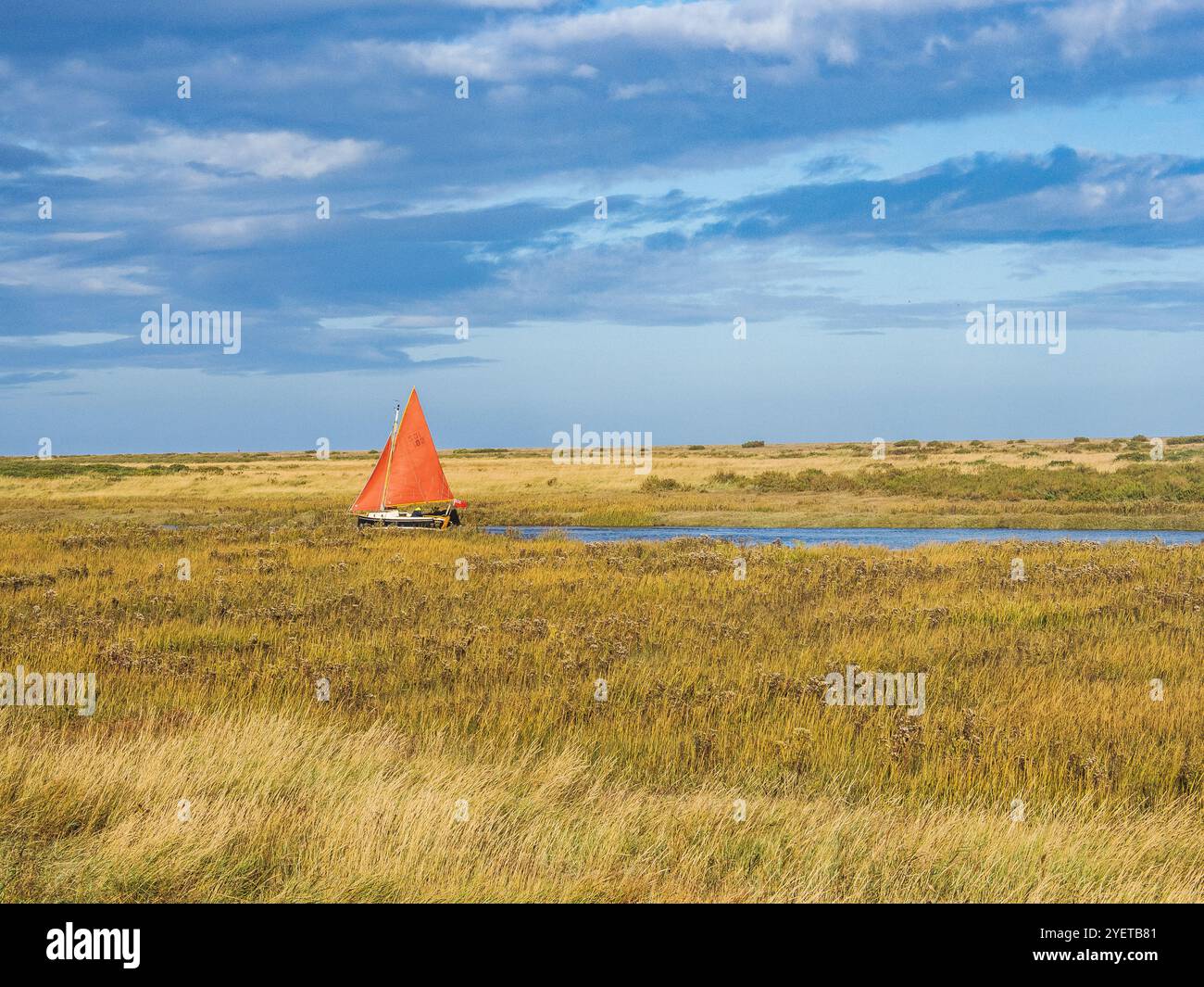 Red sailed boat sailing hi-res stock photography and images - Alamy