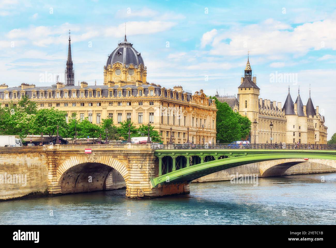 PARIS, FRANCE - JULY 08, 2016 : Castle - Prison Concierges and Exchange ...
