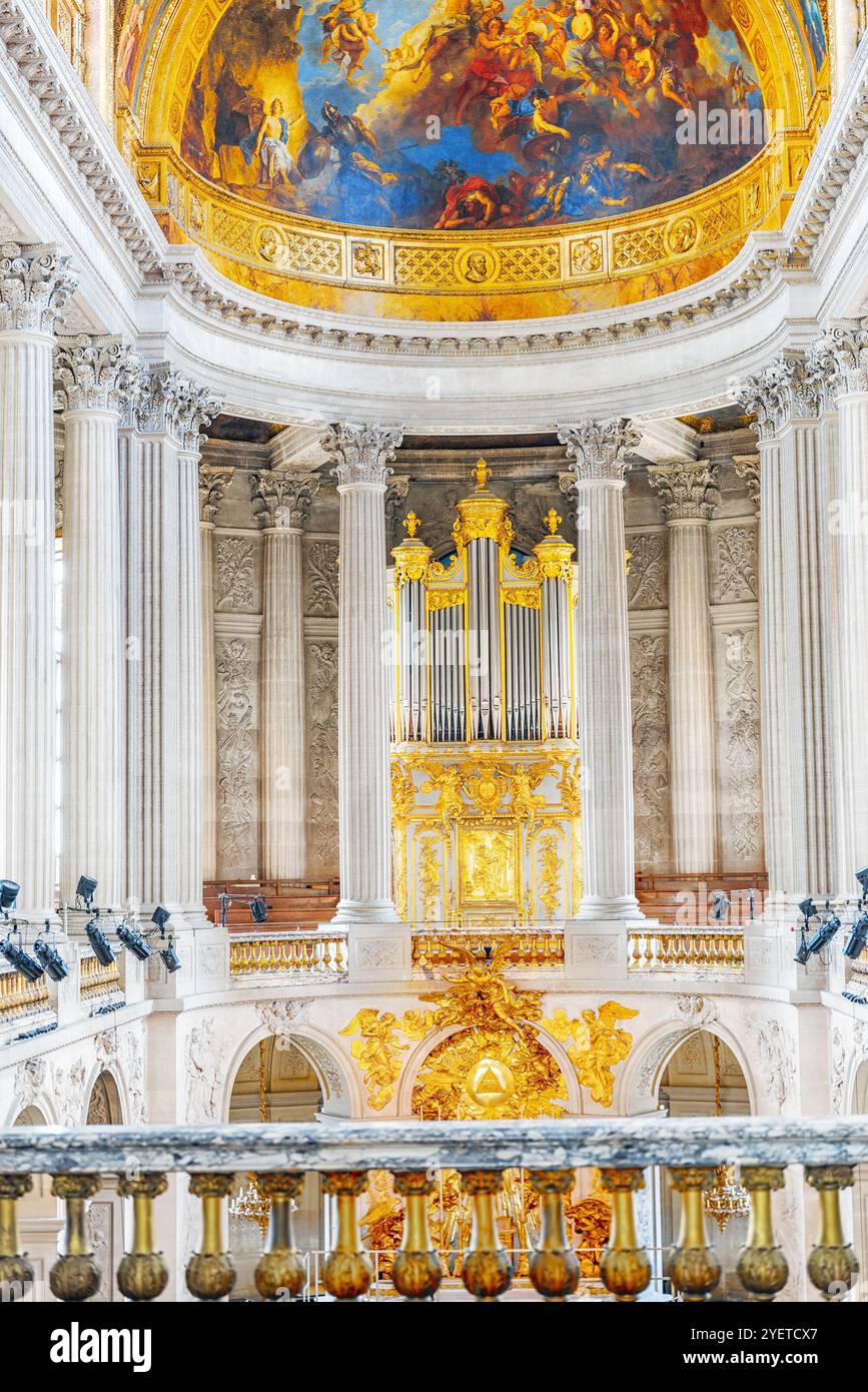 Ornate ceiling detail palace versailles hi-res stock photography and ...