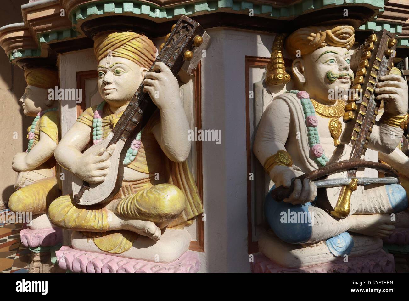 Swaminarayan temple hi-res stock photography and images - Alamy