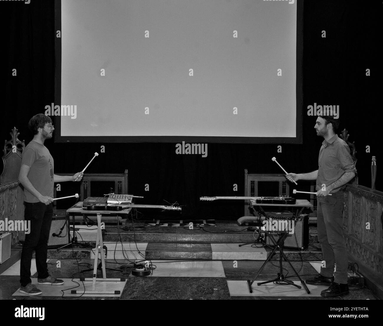 Ex easter island head band hi-res stock photography and images - Alamy