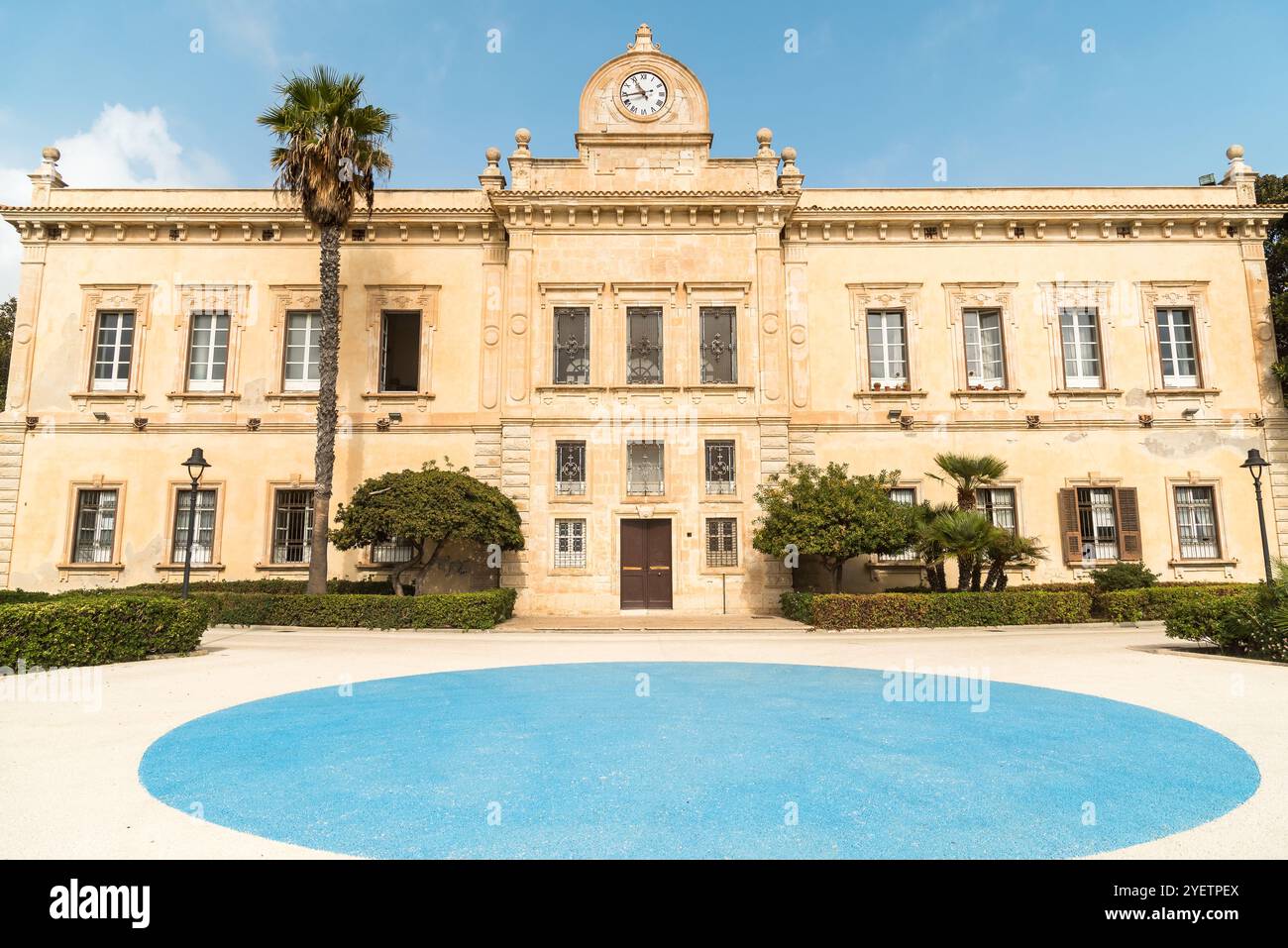 Pozzallo hi-res stock photography and images - Alamy