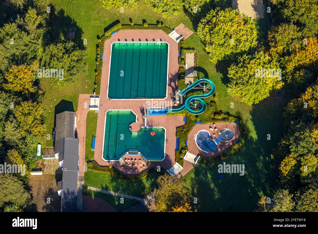 Erlebnisschwimmbad hi-res stock photography and images - Alamy