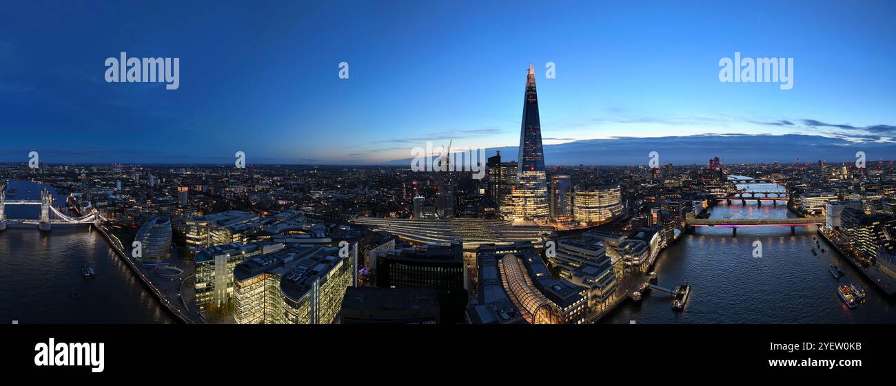 Panoramic aerial image of the illuminated London skyline Stock Photo ...