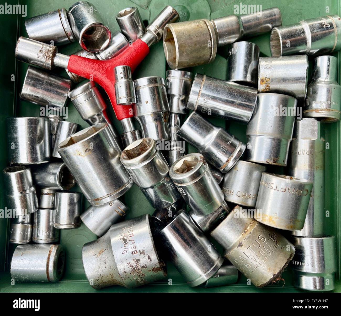 A collection of old spanners - changes from various Imperial sizes to ...