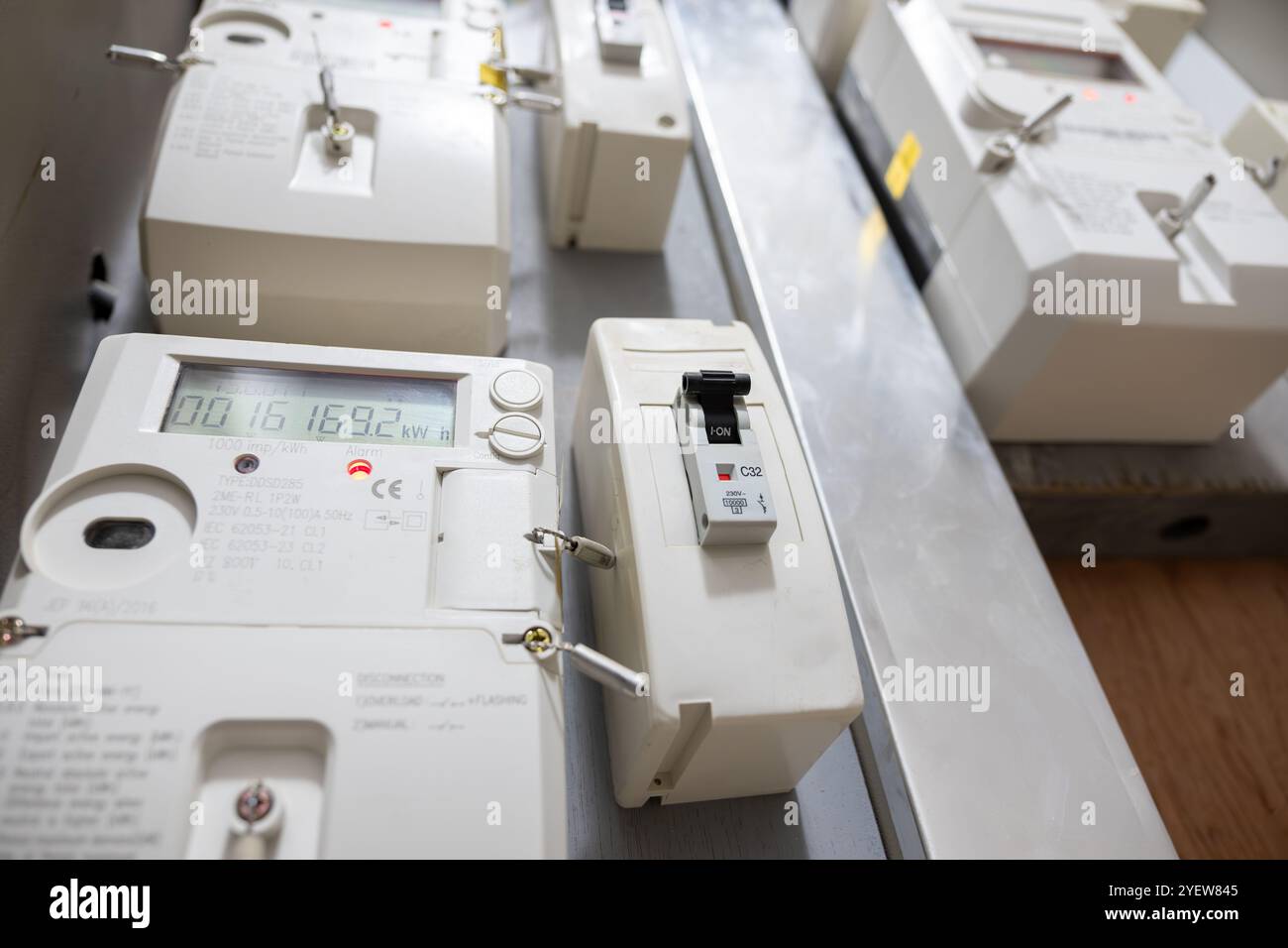 Reading a smart meter hi-res stock photography and images - Alamy