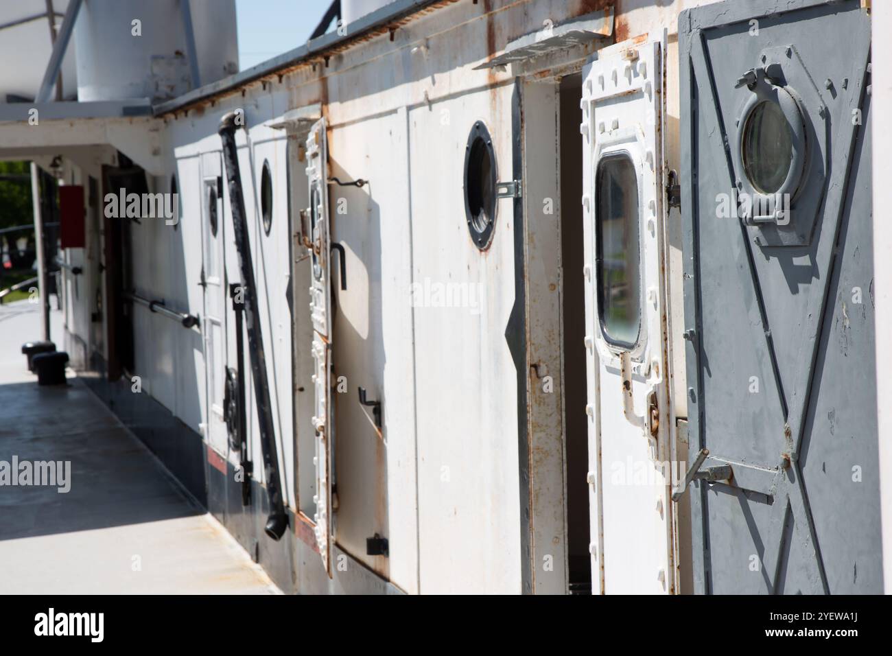 Old ship deck windows sea hi-res stock photography and images - Alamy