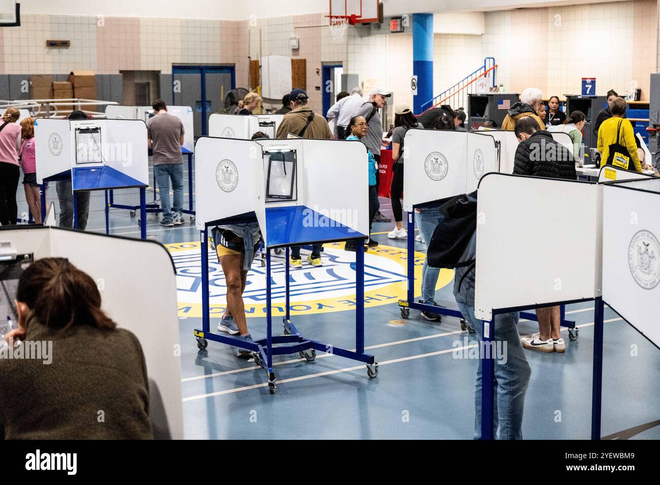 2024 voting booths hi-res stock photography and images - Alamy
