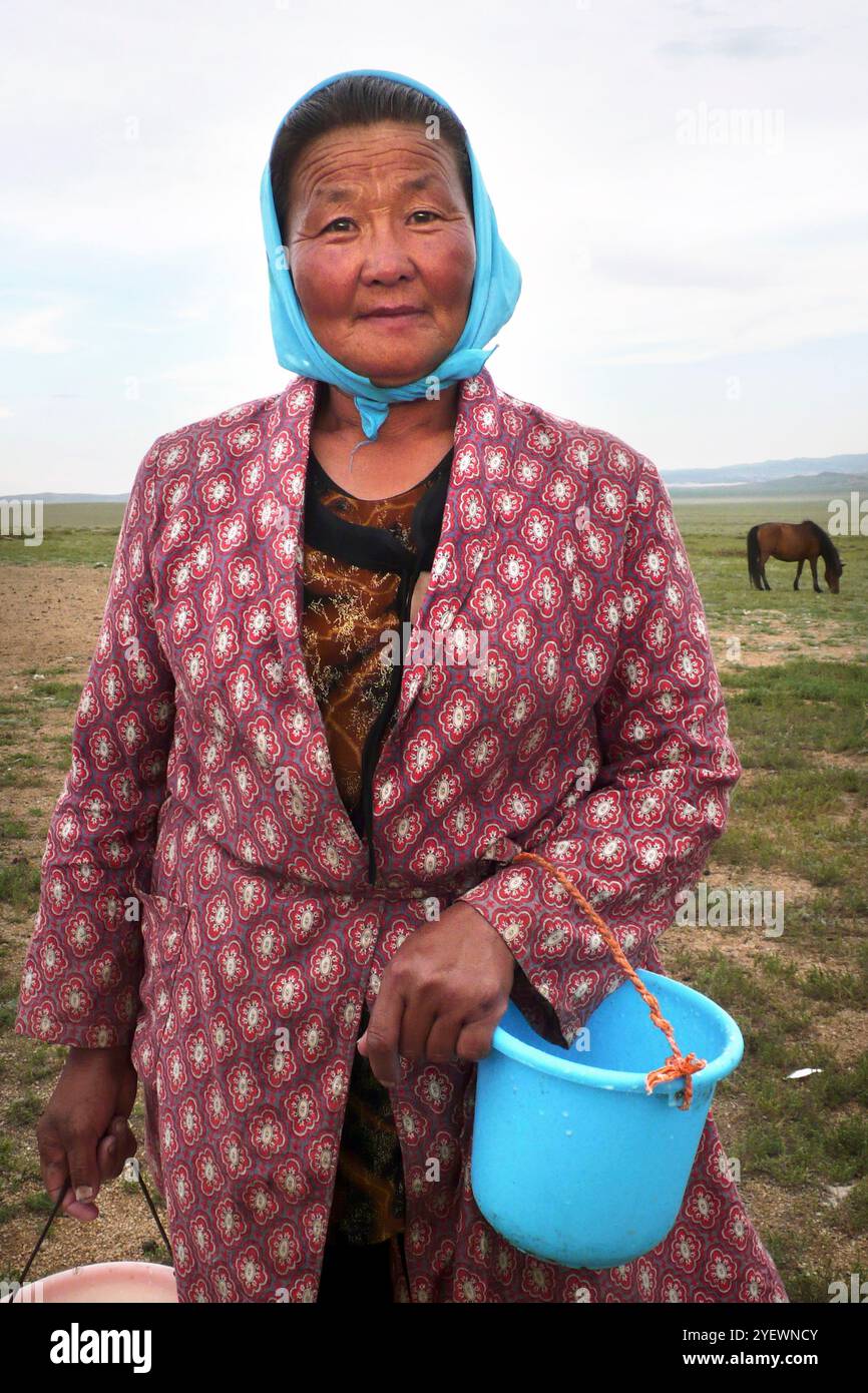 Woman. Mongolian Nomads. Mongolia Stock Photo - Alamy