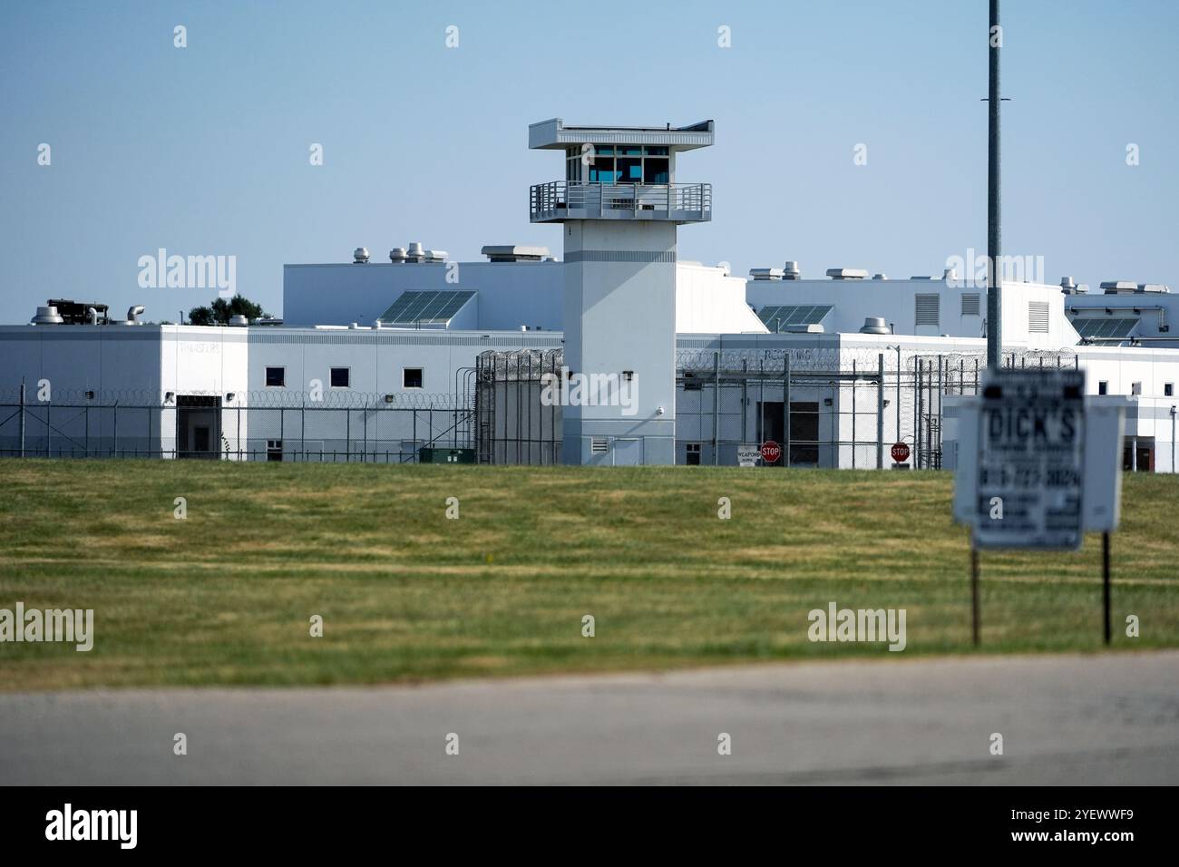 FILE - Stateville Correctional Center, a historic but dilapidated ...