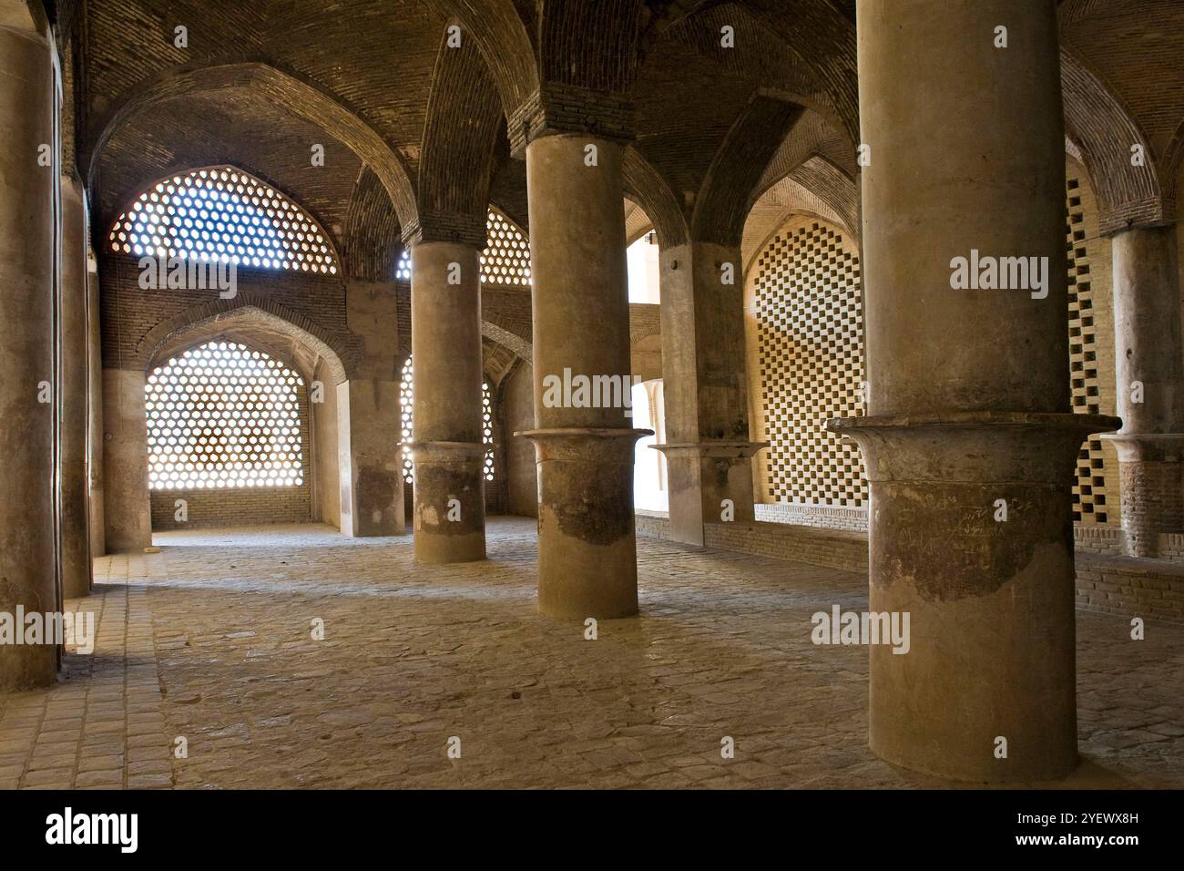 Old friday mosque hi-res stock photography and images - Alamy