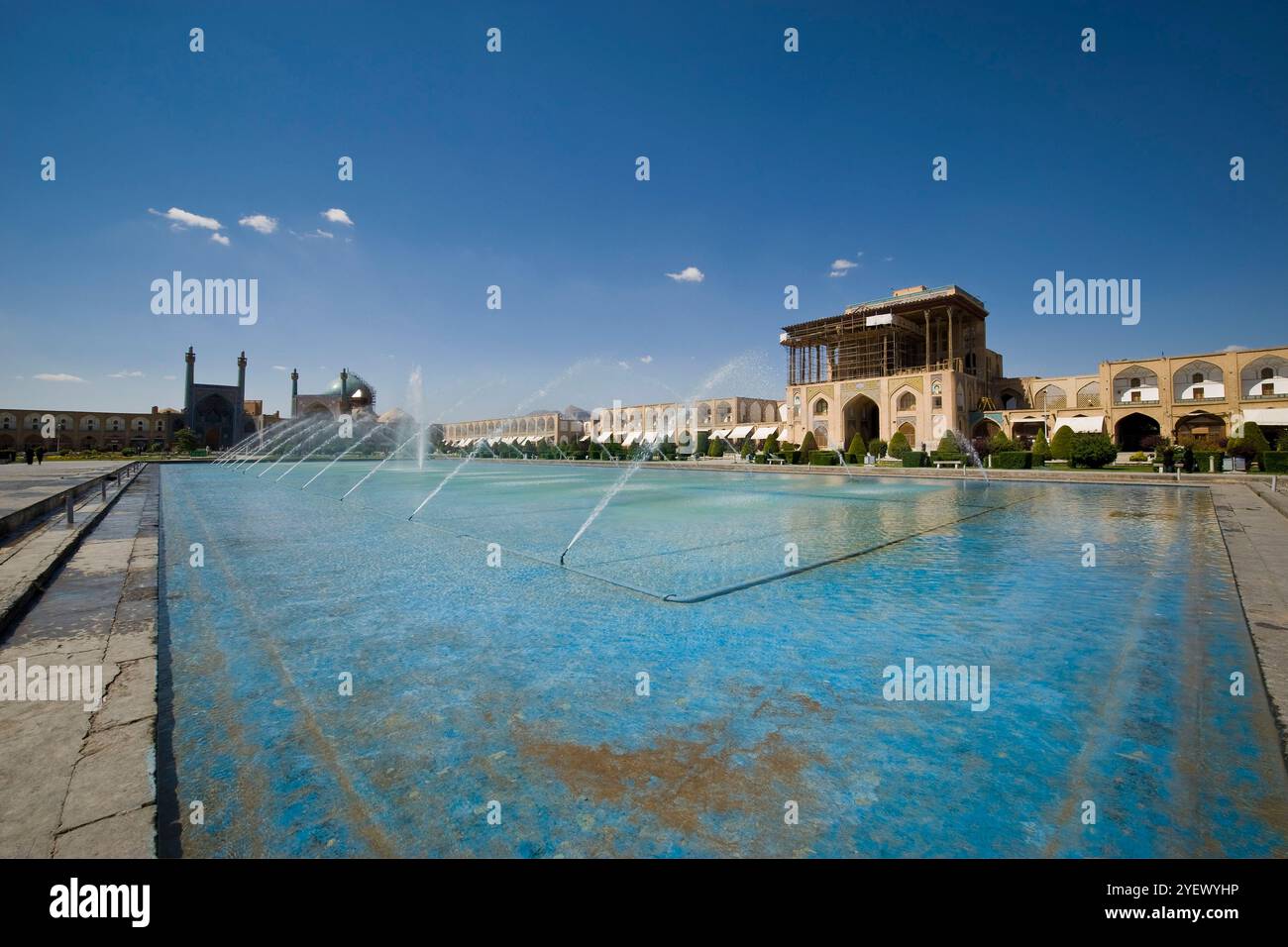 Iran. Isfahan. Imam Square. Ali Qapu Palace Stock Photo - Alamy