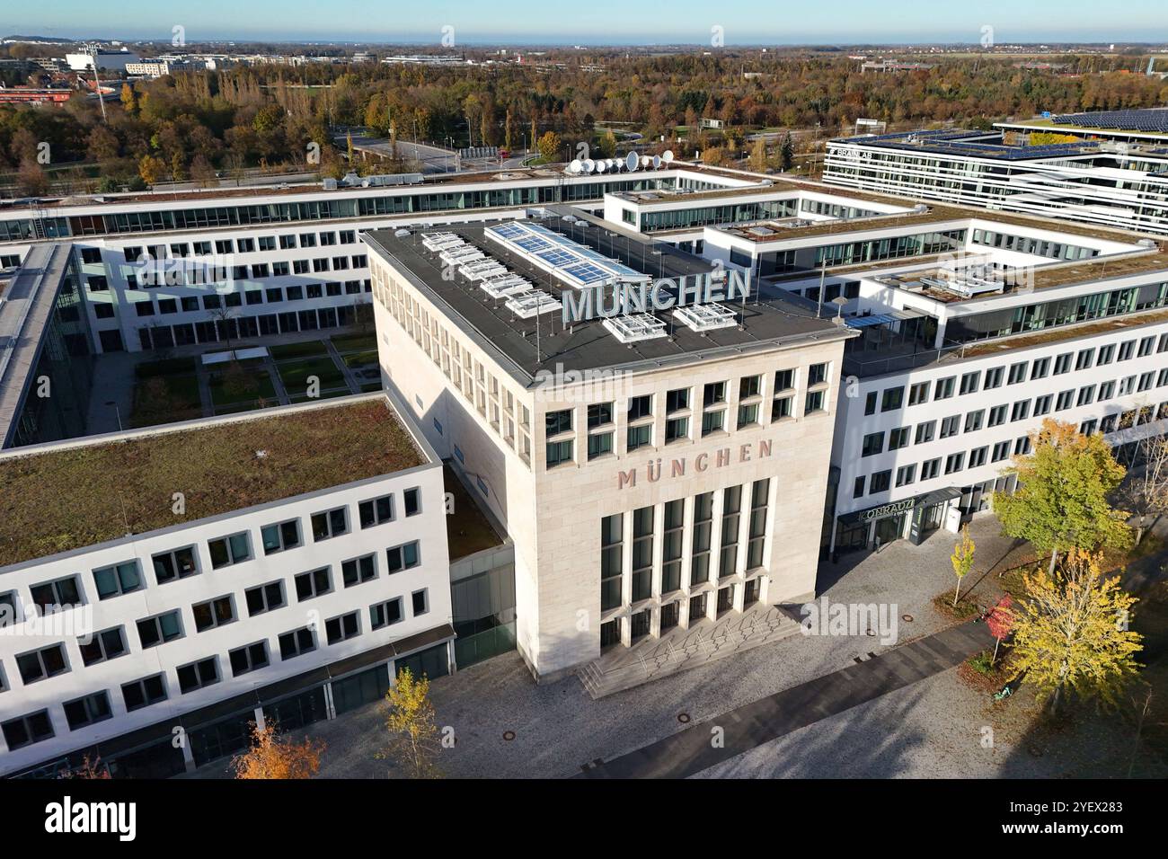 Wappenhalle in Muenchen - Riem,Aussenaufnahme,Gebaeude, *** Wappenhalle ...