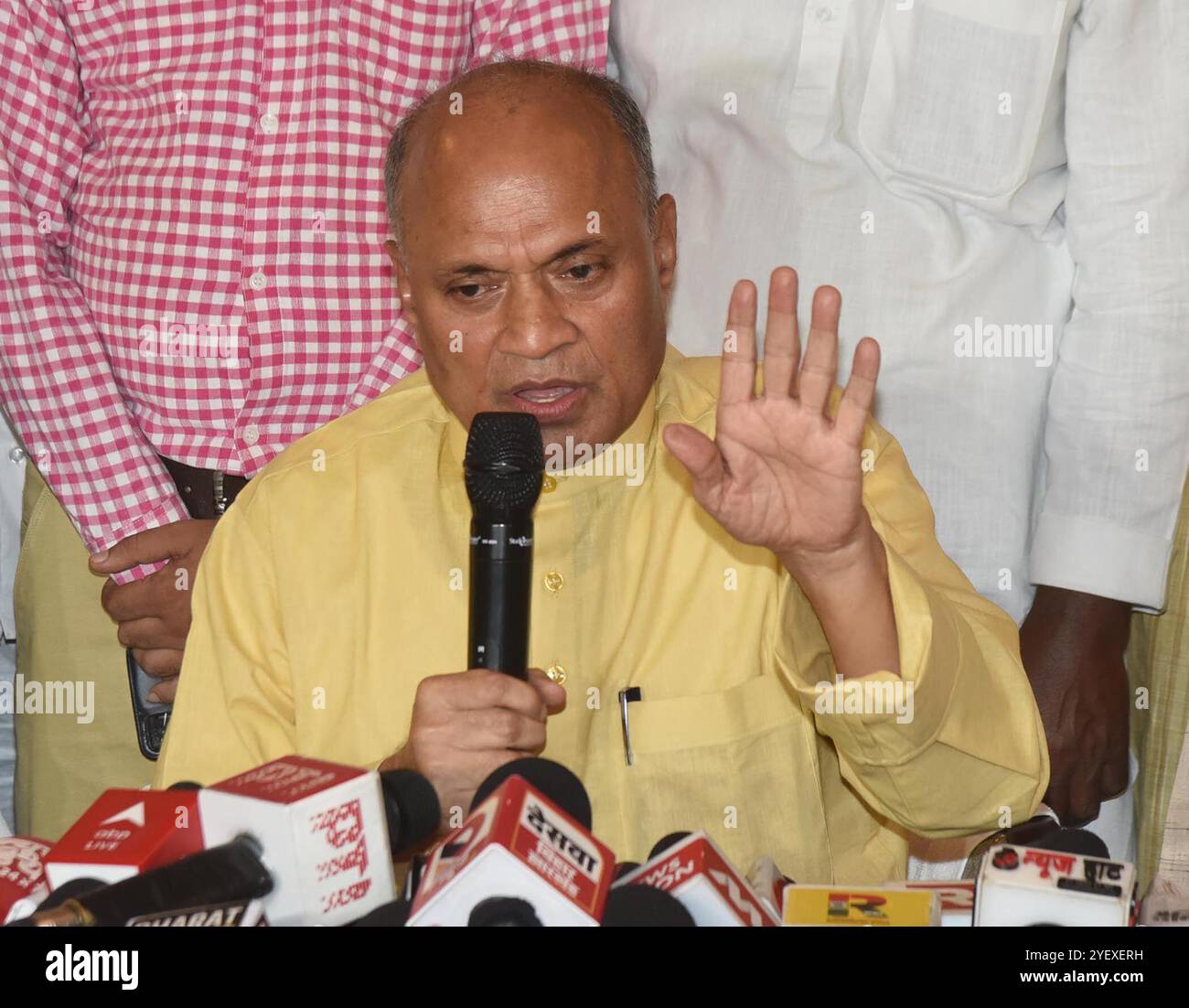 Patna, India. 01st Nov, 2024. PATNA, INDIA - OCTOBER 31: Former Union ...