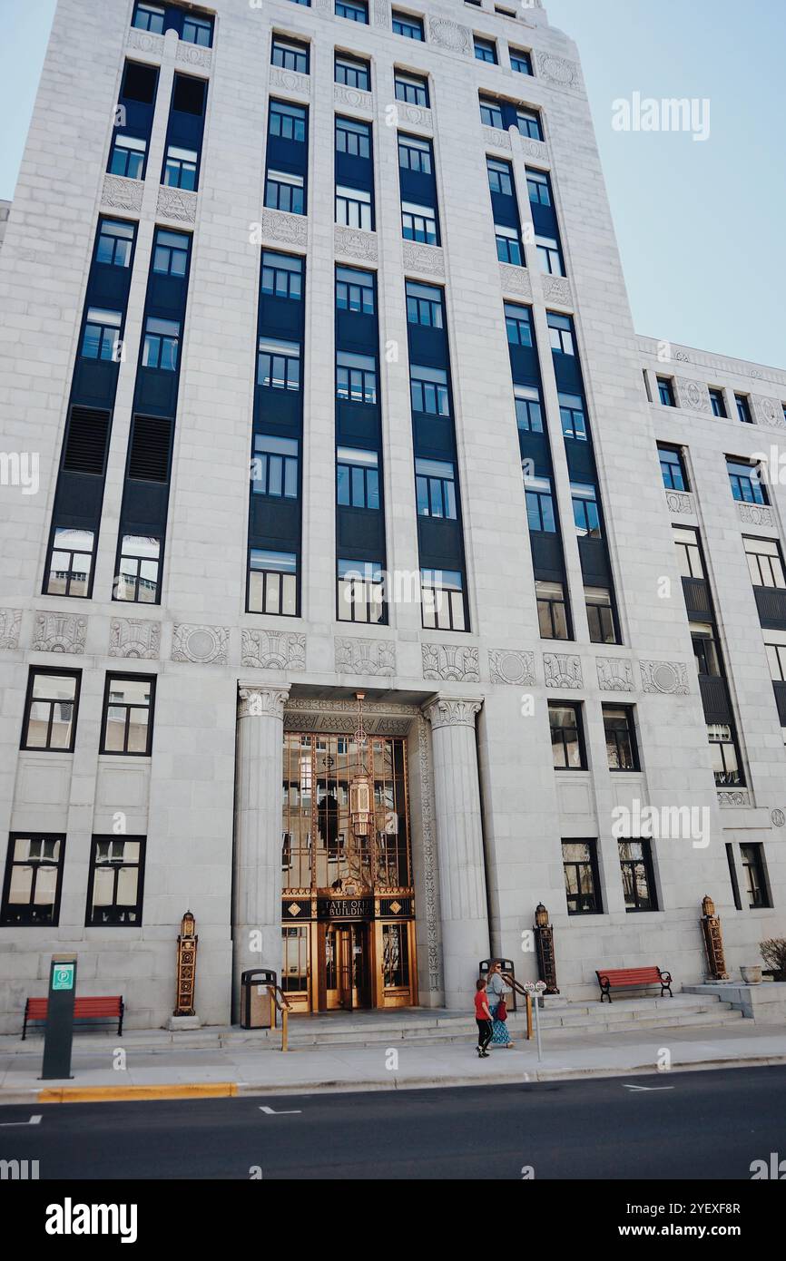 Clerical building hi-res stock photography and images - Alamy