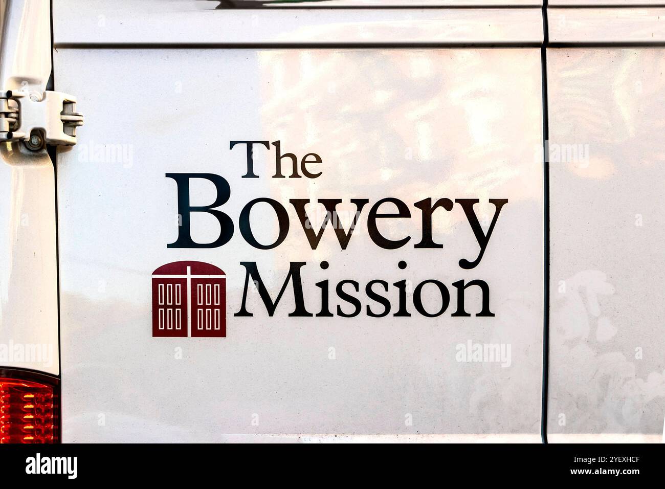 Mission logo hi-res stock photography and images - Alamy
