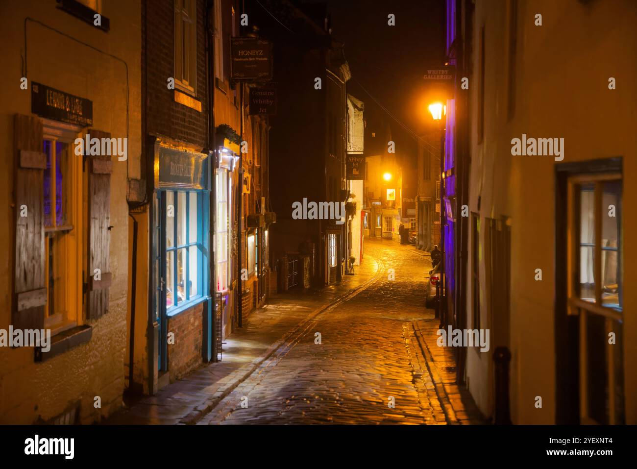 Church street shops whitby hi-res stock photography and images - Alamy
