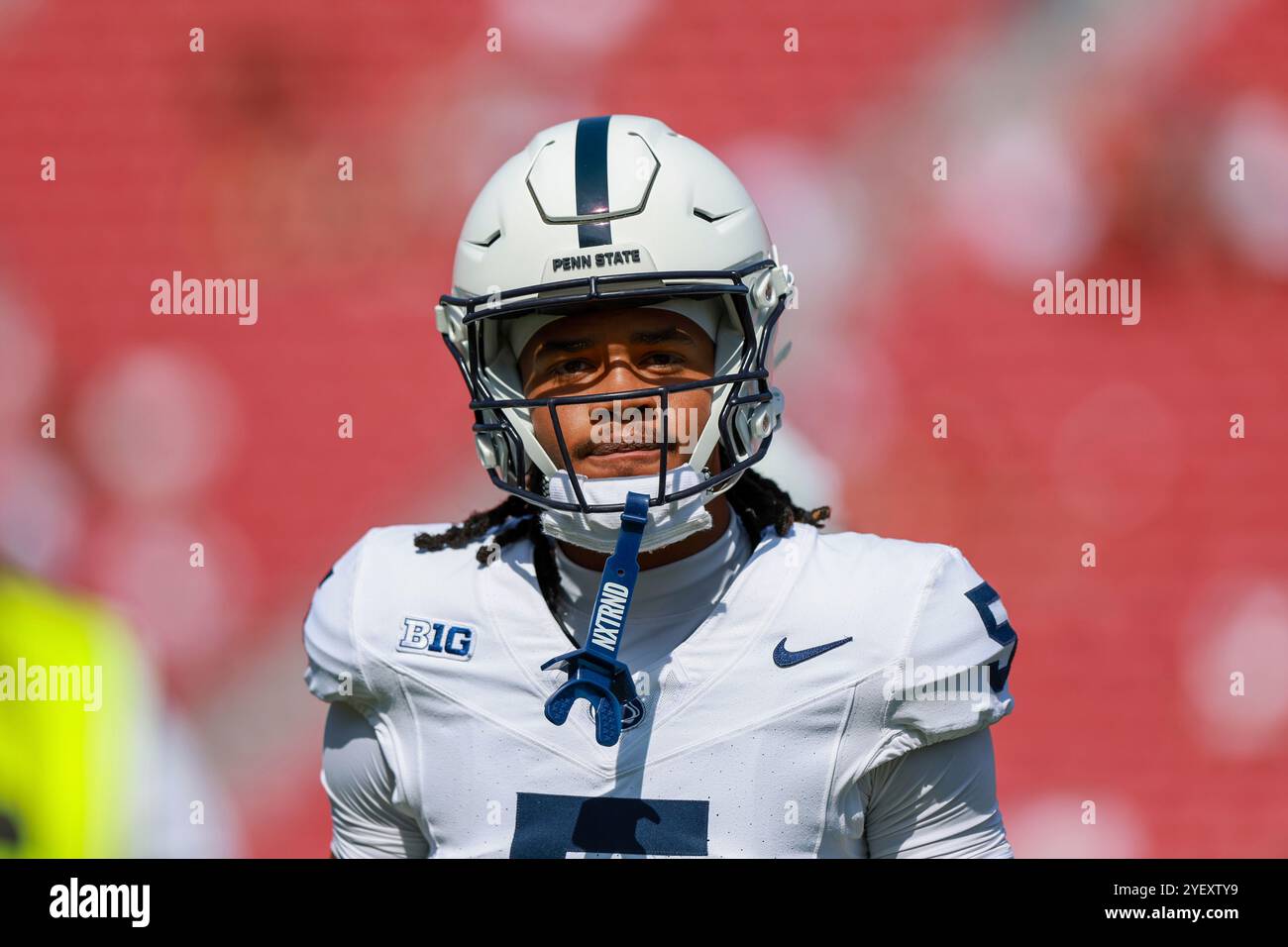 LOS ANGELES, CA - OCTOBER 12: Penn State Nittany Lions wide receiver ...