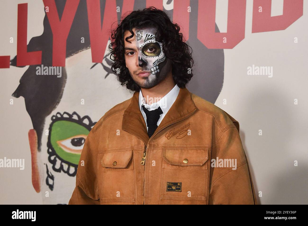 Xolo Mariduena arrives at the fourth annual Dia de Muertos Gala on ...