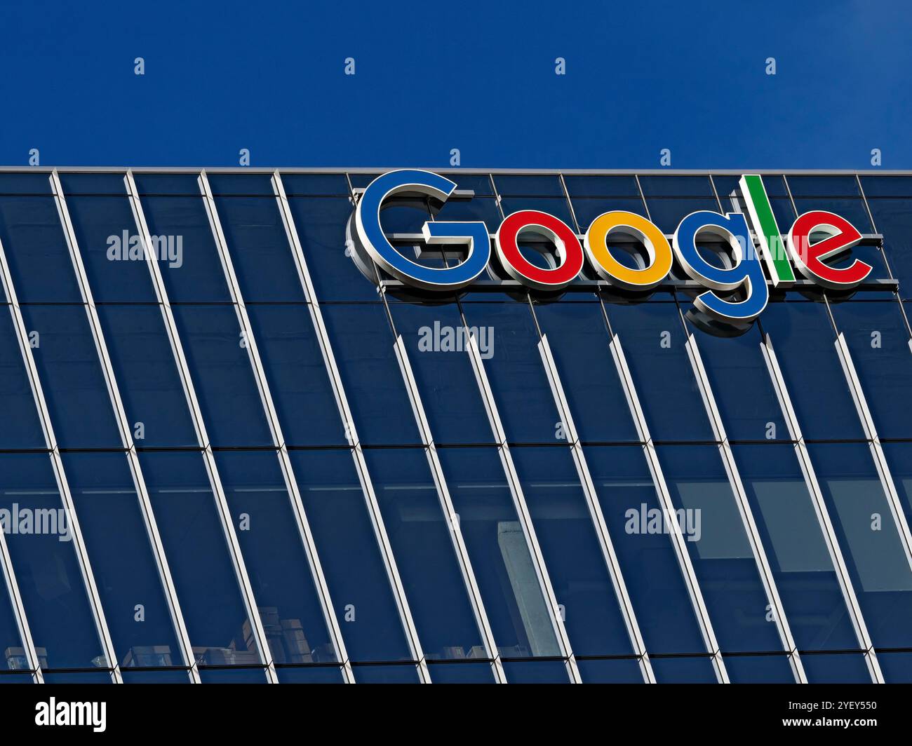 Toronto Canada / Google's new Downtown Toronto Headquarters, in King ...