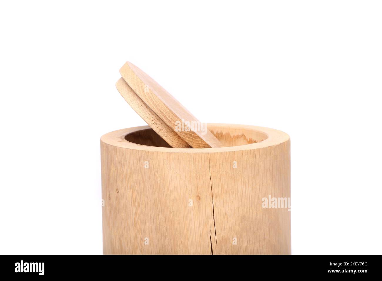 Birch bark container with open top close-up Stock Photo - Alamy