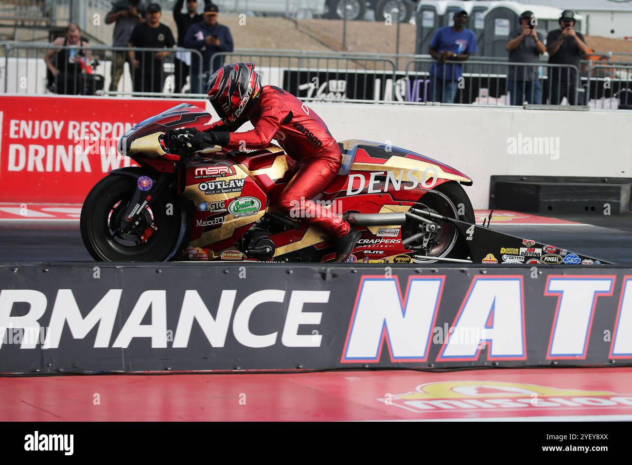 LAS VEGAS, NV - NOVEMBER 01: Matt Smith (4 PSM) NHRA Pro Stock ...
