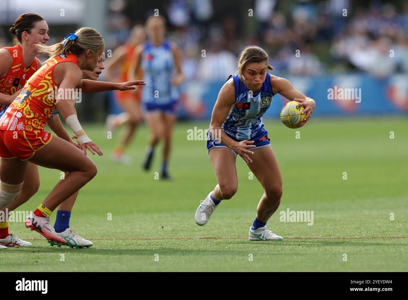 Melbourne, Australia. 02nd Nov, 2024. Ash Riddell of the Kangaroos runs ...