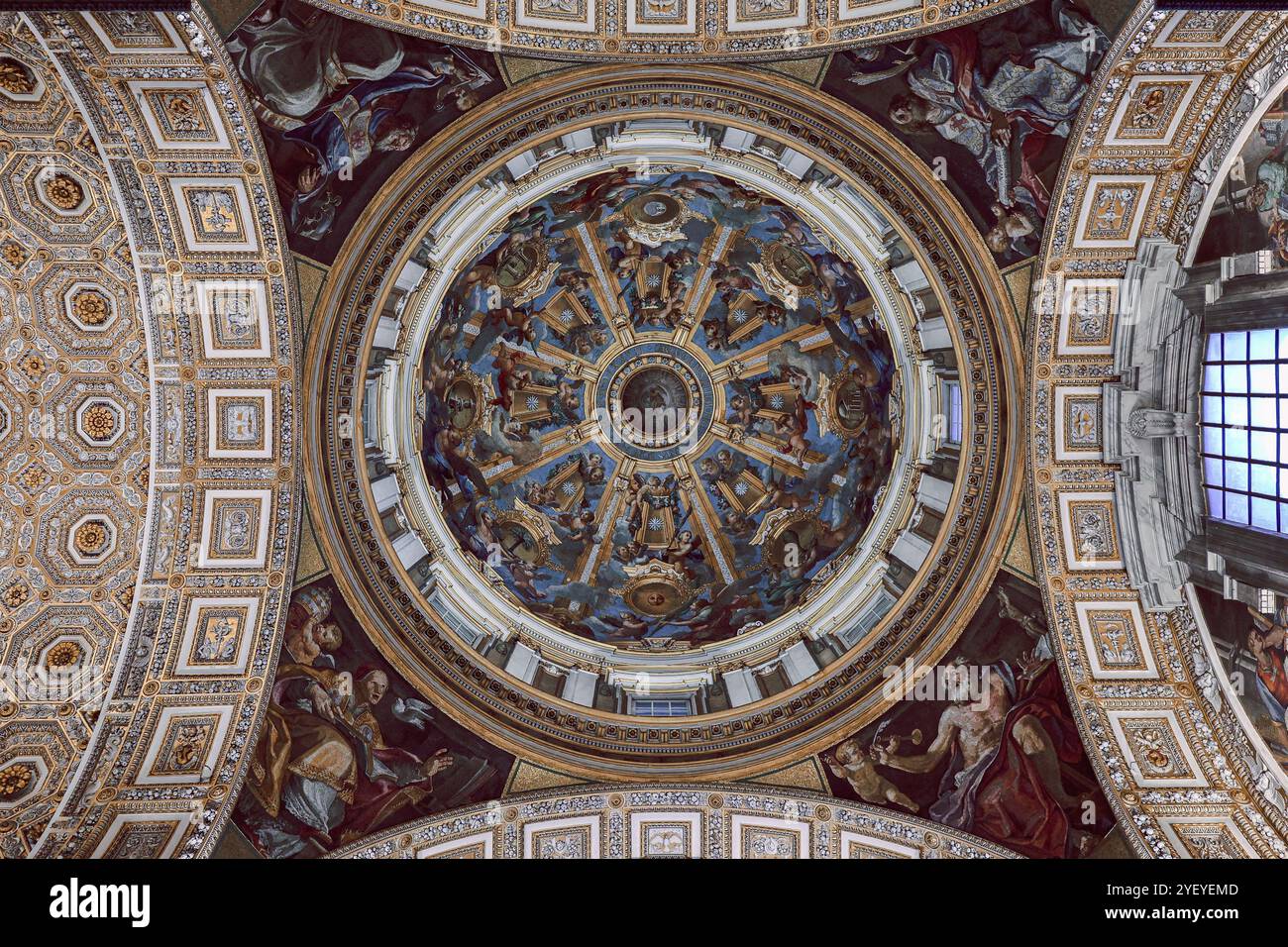 Beautiful architectural interiors in St. Peter Basilica in Vatican ...